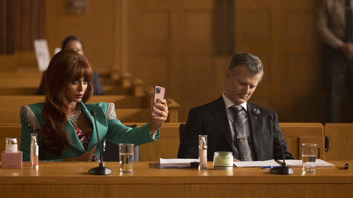 She-Hulk Recap: S1 E5 Mean, Green, and Straight Poured Into These Jeans ...