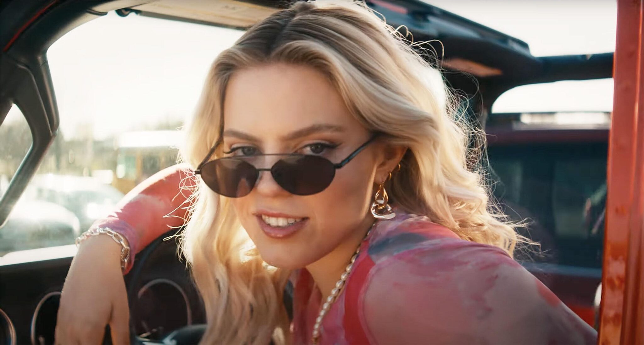 Mean Girls (2024) Review: Musical remake softens the Plastics | The Spool